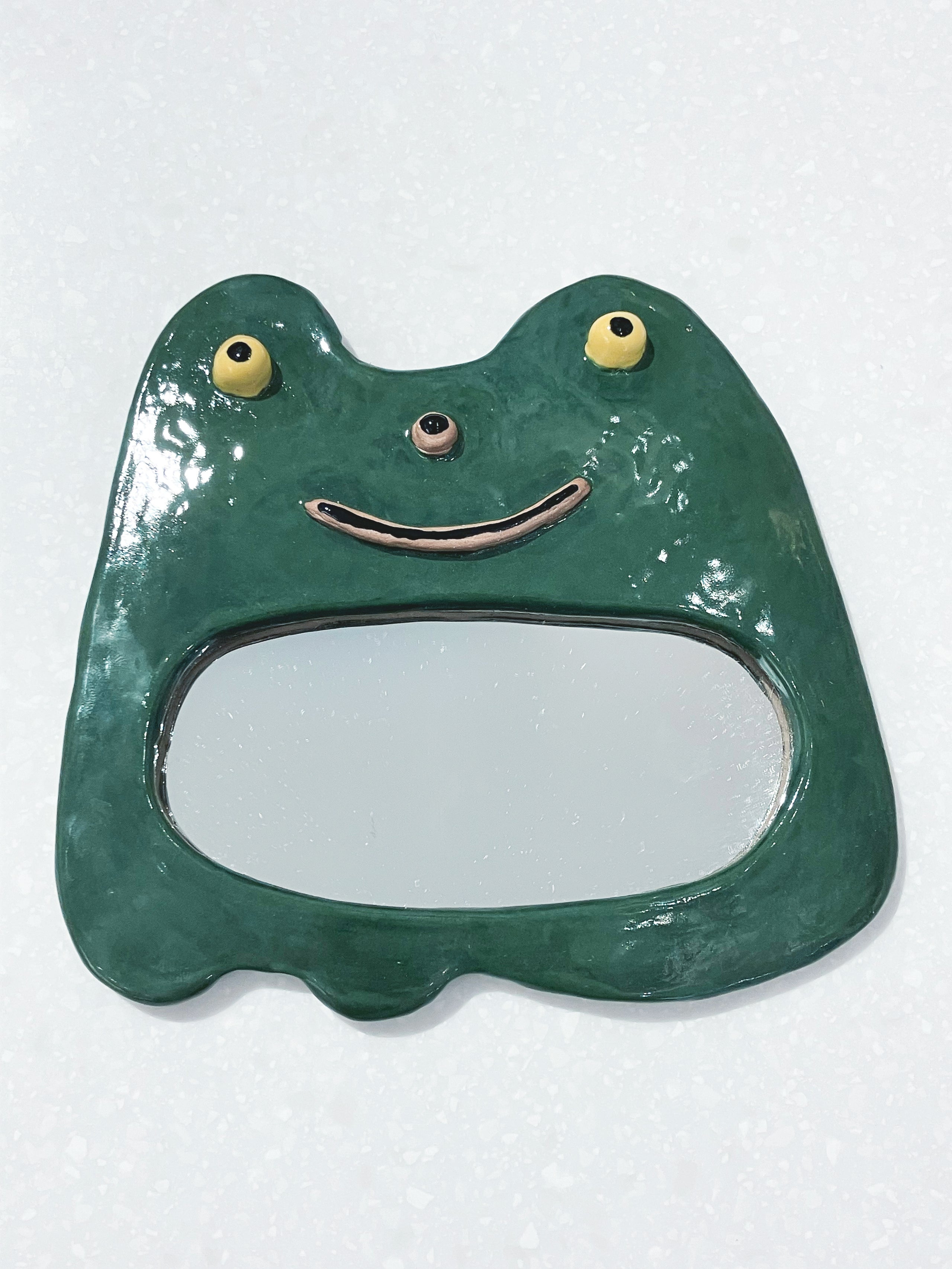 Frog Mirror - Stephanie Balan | A2AC Online Shop
